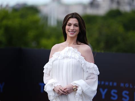 Anne Hathaway Appears As Haunting Author In Eerie New Psychological