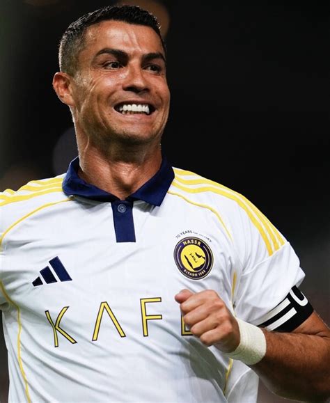 호날두를 미워할 이유가 또 하나 추가됐다 팔꿈치 가격 3경기 징계에도 월드컵 출전 특혜 논란 자초한 Fifa [더게이트 해축]