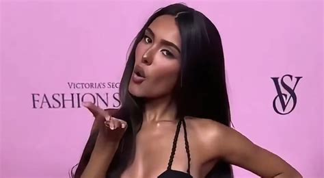 Madison Beer Slays 2026 Grammys In Breath Taking Cutout Black Gown Video