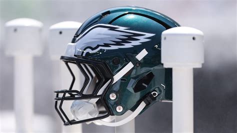 Eagles Release Three Time Pro Bowl Quarterback Andy Dalton