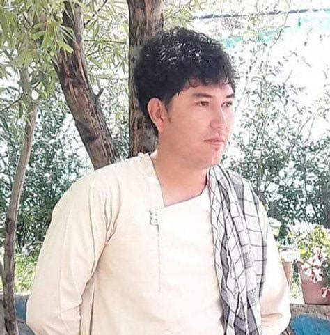 دیشب همه شب دربرم آن سلسله مو بود من بودم او بود Dishab Hama Shab