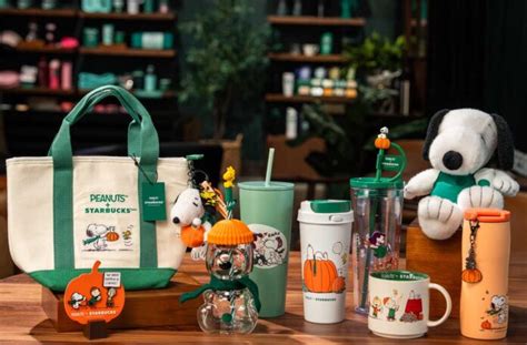 Starbucks® Y Peanuts™ Celebran El Otoño Con Una Colección Global