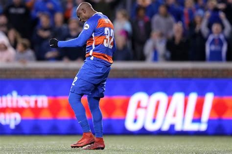 Emery Welshmans In For Fc Cincinnatis Inaugural Mls Season