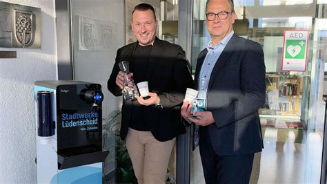 Schalksmühle Neuer Wasserspender Im Rathaus Bietet Gratis Trinkwasser