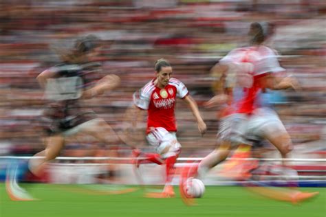 Analysing Arsenal Women Player Minutes So Far