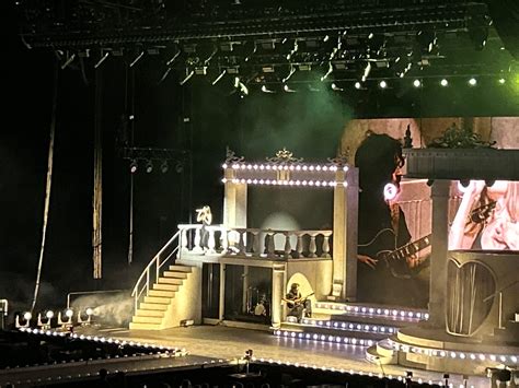 Madison Beer Review ‘a Superbly Executed Three Act Concert Production