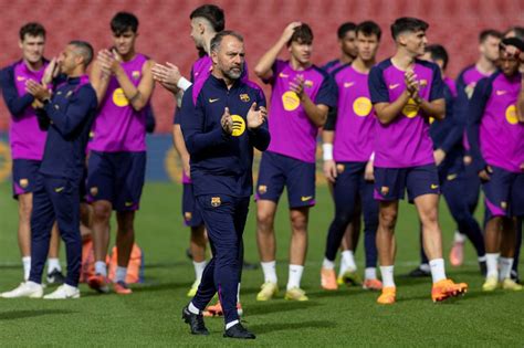 Como Foi A Volta Do Barcelona Ao Camp Nou Após Dois Anos Fechado Veja
