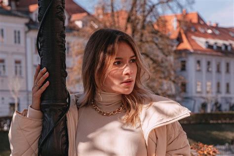 Who Is Anamaria Goltes 10 Photos Of Luka Doncics Ex Fiancée As She