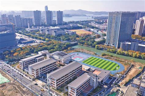 可以 听见”的新校园，爱意满满