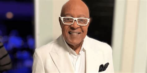 Peabo Bryson Dies At 75 Leaving Fans Mourning The Voice Behind Disney
