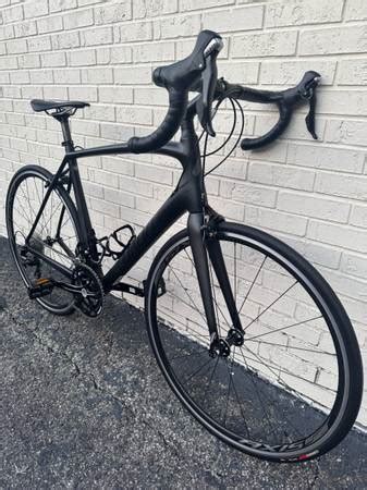 Nice Specialized Tarmac Road Bike Full Carbon Super Lightweight Like Ne Bicycles By