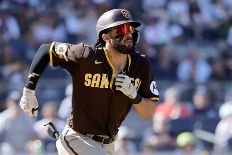 Mlb To Take Control Of Padres Broadcasts After Diamond Sports Fails To