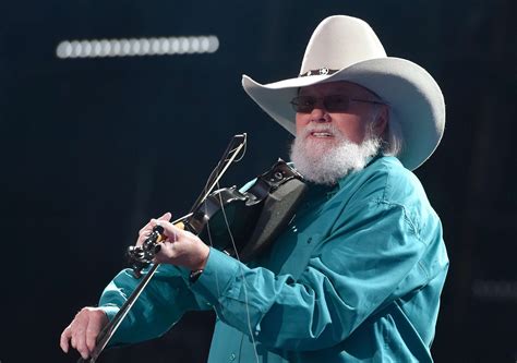 Country Music Hall Of Famer Charlie Daniels Dies At 83 Abc News