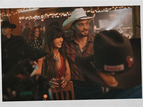 Lirik Dan Makna Choosin Texas Ella Langley Idn Times