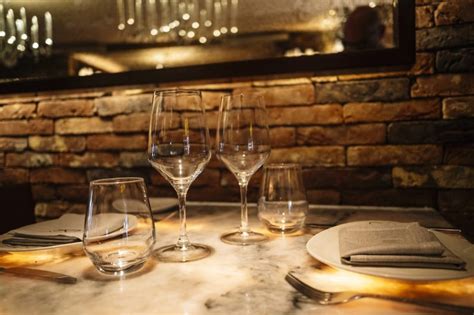 ‘au Naturel Florida Steakhouse Offers Nude Dining Wfrv Local 5