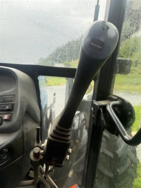 New Holland Tn75d
