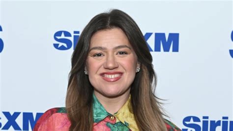 Kelly Clarkson Shares Big Update About Her Love Life After Talk Show Exit