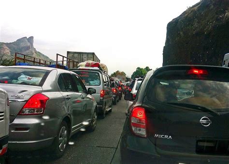 Stock Pictures Mumbai Pune Expressway Traffic Jam