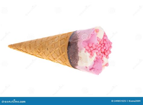 Sorvete Isolado Em Cone De Waffle Imagem De Stock Imagem De Bolinha