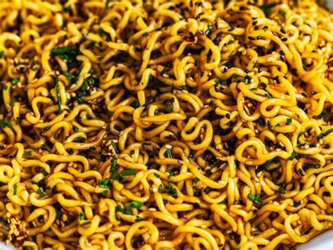 Spicy Garlic Noodles Supergolden Bakes