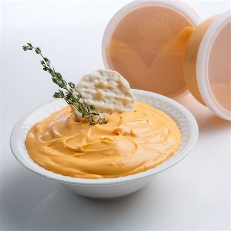 Sharp Cheddar Cheese Spread Renards Cheese
