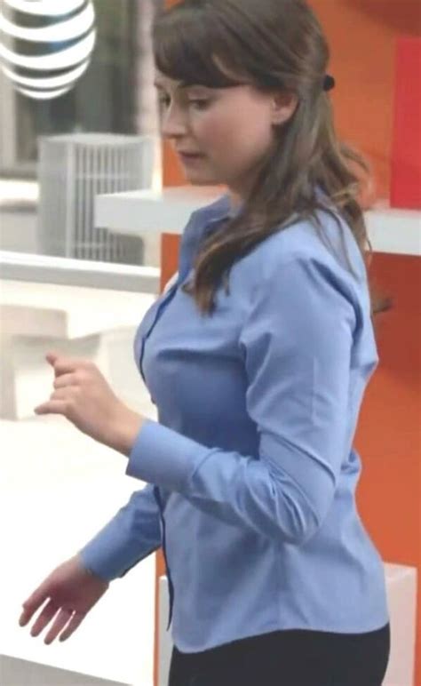 Milana Vayntrub Nude Porn Pictures Xxx Photos Sex Images 4072799