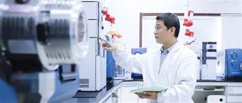 蛇年春早｜齐鲁制药免疫抑制剂环孢素软胶囊获批上市药物患者国家药监局