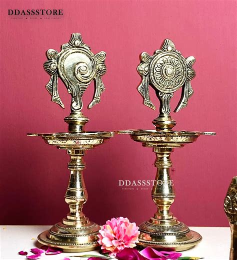Traditional Brass Vishnu Shankh Chakra Standing Diya Lamp Ddassbr14