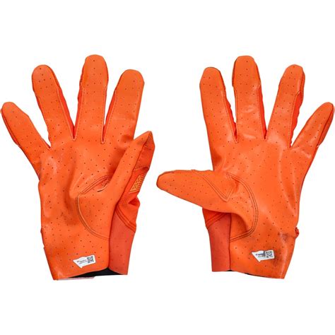 Ravens Gloves