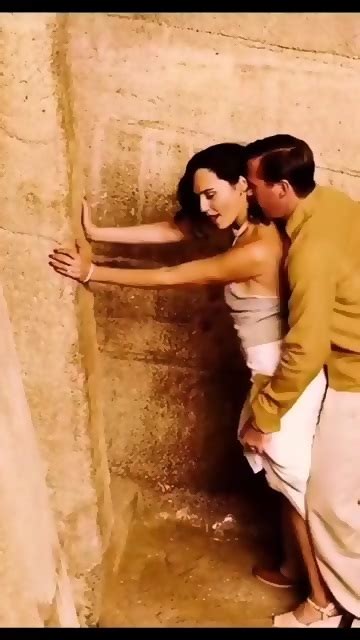 Gal Gadot Goped Eporner