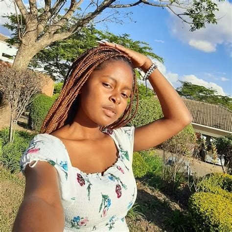 Vanessa Nessah Kuchi On Threads