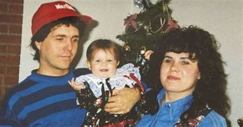 Woman Whose Dad Stabbed Mom To Death Before Blaming Her Says She Cant