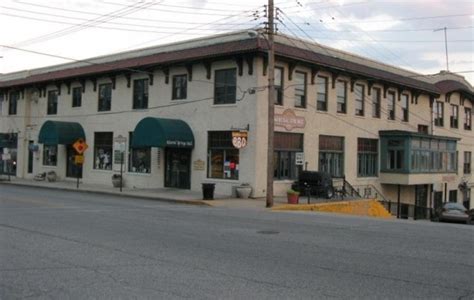 The Ghosts Of Mineral Springs Mall In Alton Illinois Hubpages