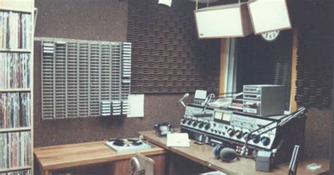 WUSB Makes BestColleges.com’s Top 51 College Radio Stations - SBU News