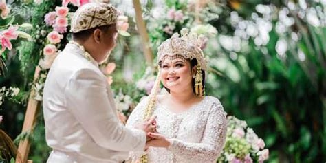 Wedding Day Oleh Vows Pictures Bridestory Store