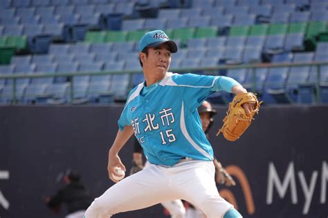 富邦u18 張峻瑋飆150公里 新北藍拚5連霸 中華日報 Line Today
