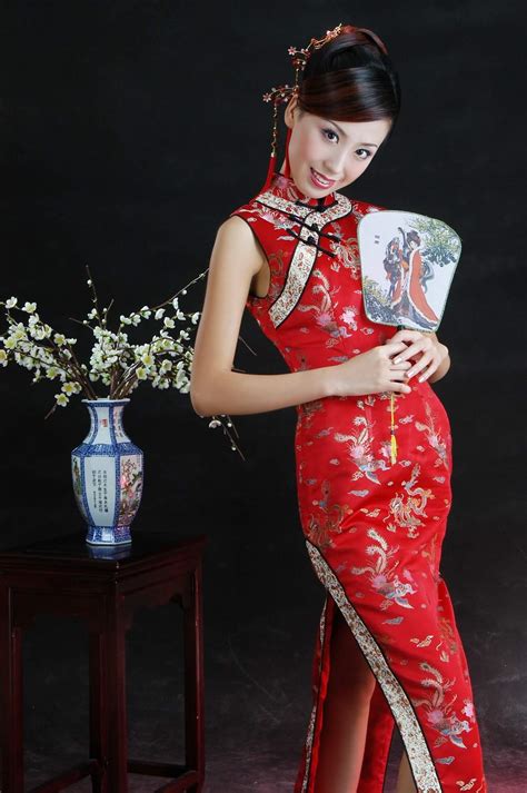 Happychina 중국의 전통의상 치파오