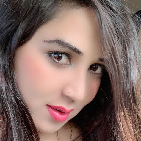Chiriya Queen Chiriyaqueen Tiktok Analytics Profile Videos And Hashtags Exolyt