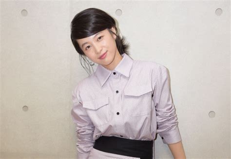 清野菜名 写真 人物情報 クランクイン！
