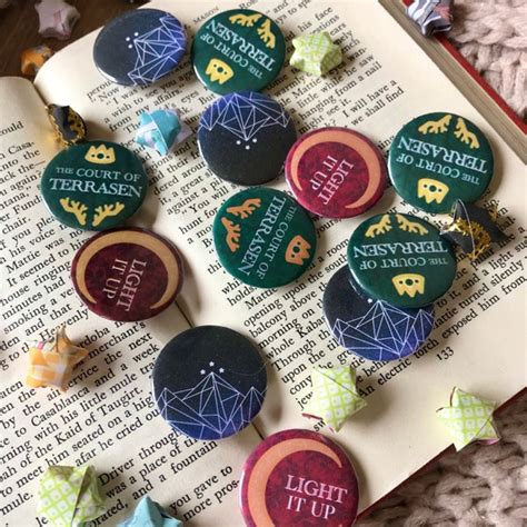 Fandom Badge Etsy