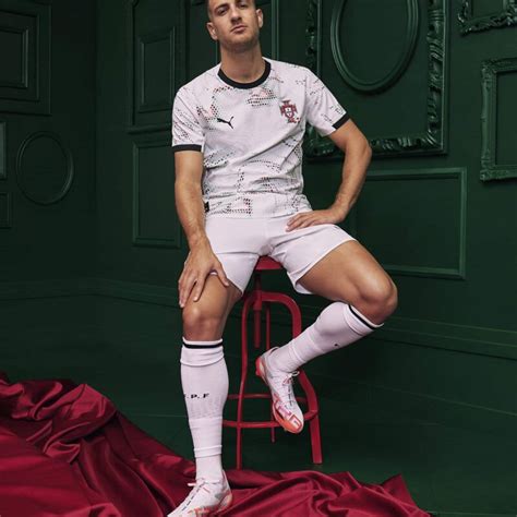Maillot Portugal les nouveaux maillots PUMA 2025 dévoilés