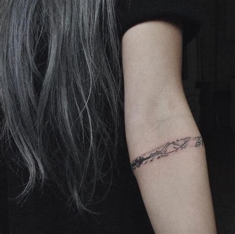 40 Stylish Armband Tattoos For Men And Women Tattooblend