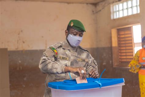 Facely Konaté on Twitter Mali Le 𝐎𝐔𝐈 remporte le référendum