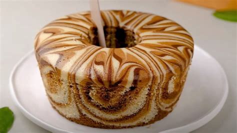 Това е НАЙ ВКУСНИЯТ кекс който съм яла 😍 невероятно БЪРЗО И ЛЕСНО Домашна кухня с Дани