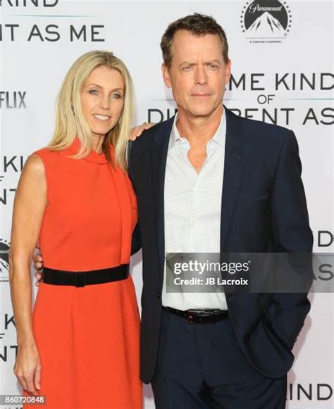 564 Greg Kinnear Helen Photos And High Res Pictures Getty Images