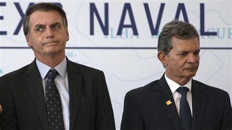 Bolsonaro Demite Presidente Da Petrobras Afp Youtube