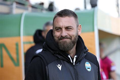 Officiel Daniele De Rossi nouvel entraîneur de la Roma Foot 01