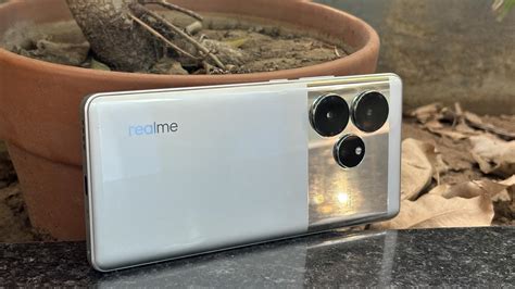 Realme GT 6 Review: Equally good for everyone’s needs - The Hindu