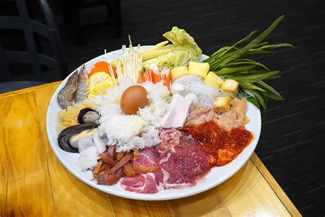 กินหมูกระทะชมพระอาทิตย์ตกติด Sky Grill หมูกระทะดาดฟ้า Roof Top วิว