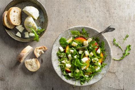 Salat Mit Mozzarella Nektarinen Und Rucola Rezepte Fooby Ch